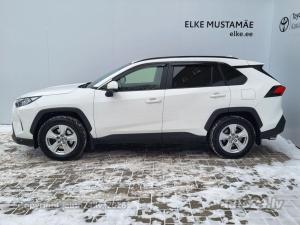 White Toyota RAV4 2019 in Tallinn, with an engine capacity of 1.99 L and mileage of 98 thousand km for 24995 €, photo 3 on AUTOMOTO.COM.LV