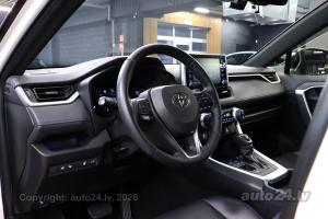 Balts Toyota RAV4 2019 Tallina, ar dzinēja tilpumu 2.50 L un nobraukumu 87 tūkst. km par 27500 €, foto 8 vietnē AUTOMOTO.COM.LV