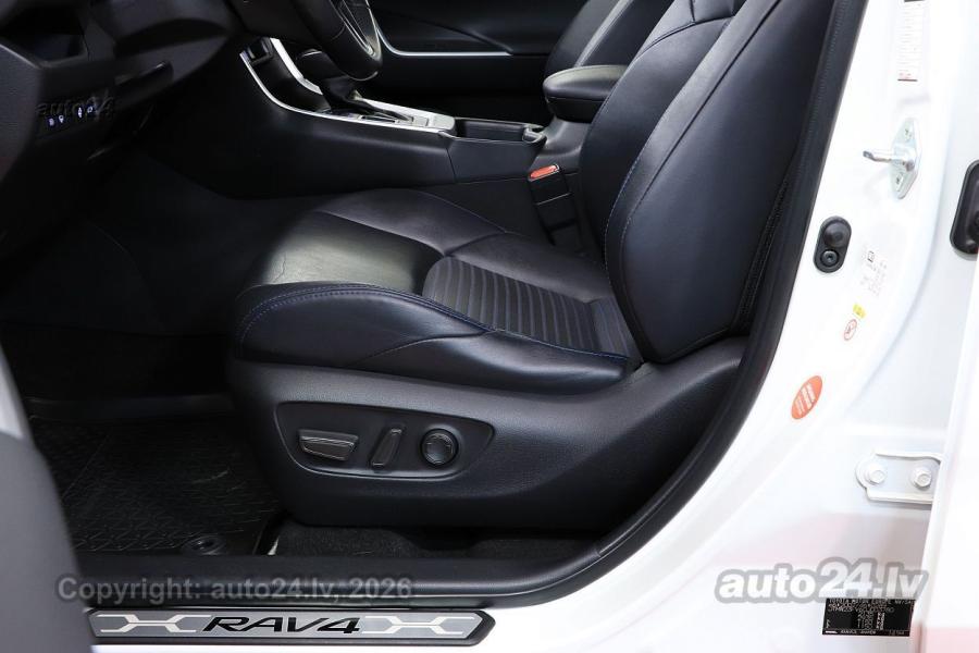 Balts Toyota RAV4 2019 Tallina, ar dzinēja tilpumu 2.50 L un nobraukumu 87 tūkst. km par 27500 €, foto 9 vietnē AUTOMOTO.COM.LV
