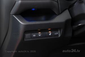 Balts Toyota RAV4 2019 Tallina, ar dzinēja tilpumu 2.50 L un nobraukumu 87 tūkst. km par 27500 €, foto 10 vietnē AUTOMOTO.COM.LV