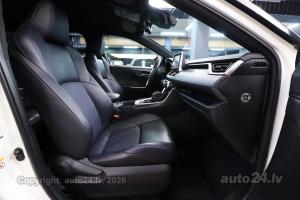 Balts Toyota RAV4 2019 Tallina, ar dzinēja tilpumu 2.50 L un nobraukumu 87 tūkst. km par 27500 €, foto 12 vietnē AUTOMOTO.COM.LV