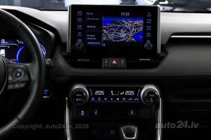 Balts Toyota RAV4 2019 Tallina, ar dzinēja tilpumu 2.50 L un nobraukumu 87 tūkst. km par 27500 €, foto 14 vietnē AUTOMOTO.COM.LV