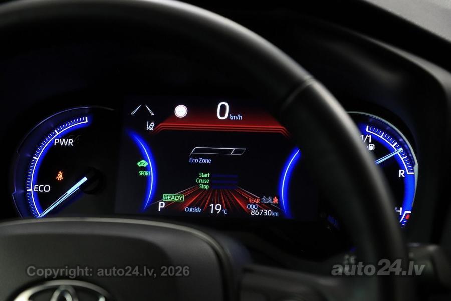 Balts Toyota RAV4 2019 Tallina, ar dzinēja tilpumu 2.50 L un nobraukumu 87 tūkst. km par 27500 €, foto 19 vietnē AUTOMOTO.COM.LV