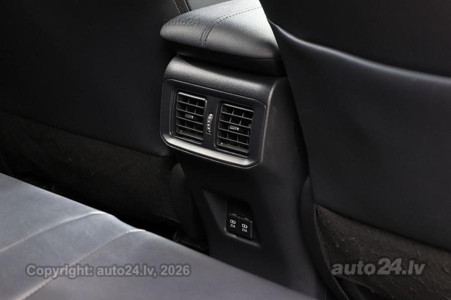 Balts Toyota RAV4 2019 Tallina, ar dzinēja tilpumu 2.50 L un nobraukumu 87 tūkst. km par 27500 €, foto 21 vietnē AUTOMOTO.COM.LV