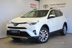 Balts Toyota RAV4 2019 Tallina, ar dzinēja tilpumu 2.50 L un nobraukumu 120 tūkst. km par 18990 €, foto  vietnē AUTOMOTO.COM.LV