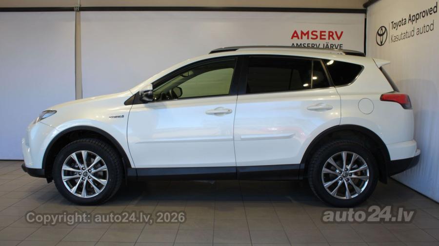 Balts Toyota RAV4 2019 Tallina, ar dzinēja tilpumu 2.50 L un nobraukumu 120 tūkst. km par 18990 €, foto 4 vietnē AUTOMOTO.COM.LV
