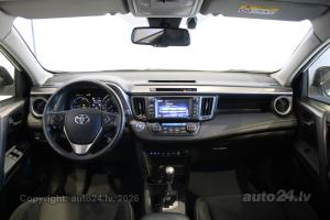 Balts Toyota RAV4 2019 Tallina, ar dzinēja tilpumu 2.50 L un nobraukumu 120 tūkst. km par 18990 €, foto 9 vietnē AUTOMOTO.COM.LV