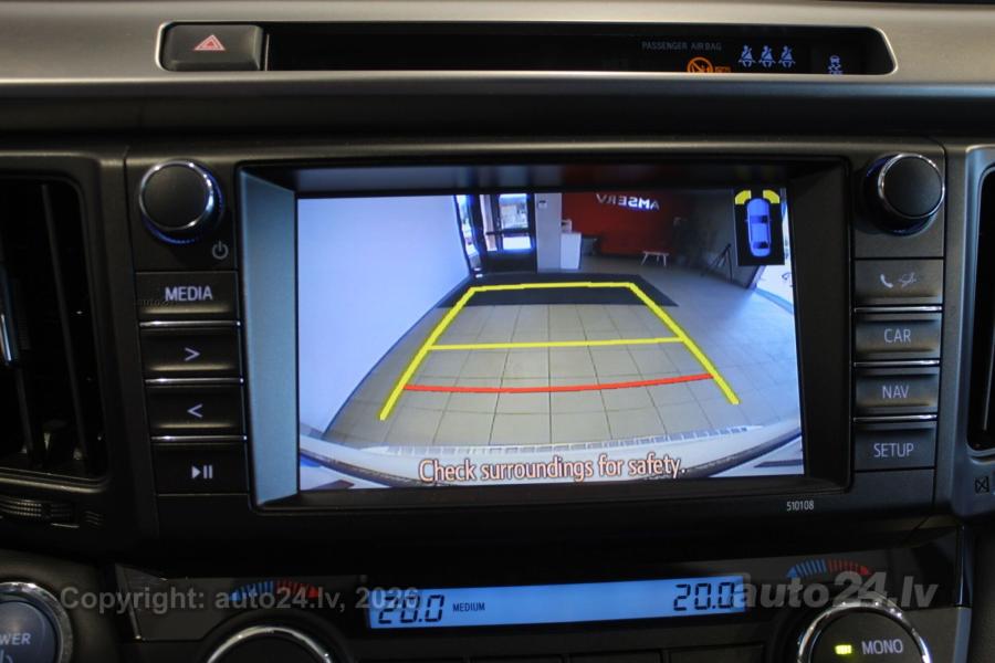 Balts Toyota RAV4 2019 Tallina, ar dzinēja tilpumu 2.50 L un nobraukumu 120 tūkst. km par 18990 €, foto 15 vietnē AUTOMOTO.COM.LV