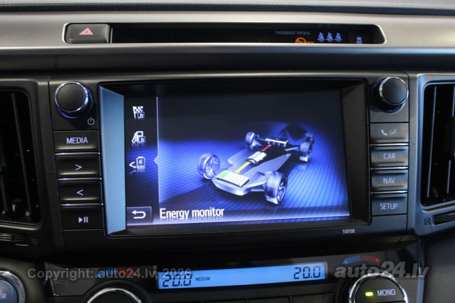 Balts Toyota RAV4 2019 Tallina, ar dzinēja tilpumu 2.50 L un nobraukumu 120 tūkst. km par 18990 €, foto 19 vietnē AUTOMOTO.COM.LV