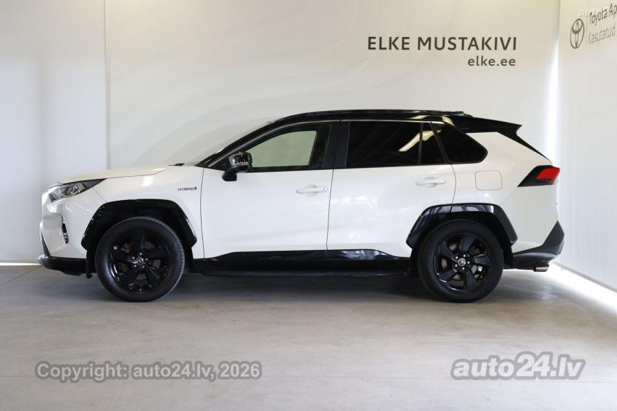 Balts Toyota RAV4 2019 Tallina, ar dzinēja tilpumu 2.49 L un nobraukumu 95 tūkst. km par 26500 €, foto 4 vietnē AUTOMOTO.COM.LV