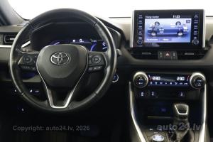 Balts Toyota RAV4 2019 Tallina, ar dzinēja tilpumu 2.49 L un nobraukumu 95 tūkst. km par 26500 €, foto 10 vietnē AUTOMOTO.COM.LV