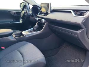 Белый Тойота РАВ 4 2019 в Таллин, объемом двигателя 1.99 л и пробегом 123 тыс. км за 23495 €, фото 7 на AUTOMOTO.COM.LV