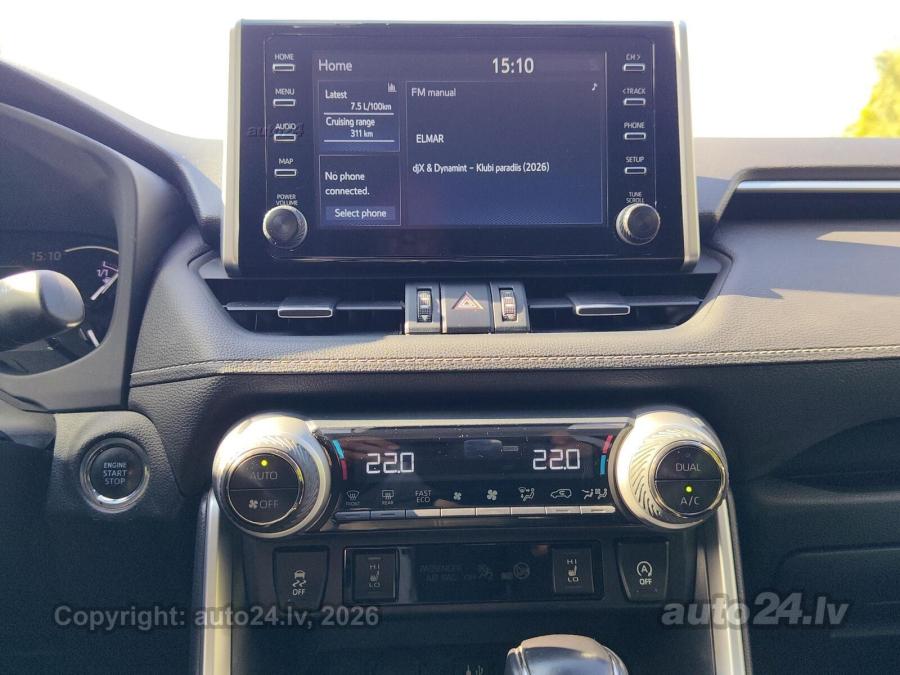 Белый Тойота РАВ 4 2019 в Таллин, объемом двигателя 1.99 л и пробегом 123 тыс. км за 23495 €, фото 15 на AUTOMOTO.COM.LV