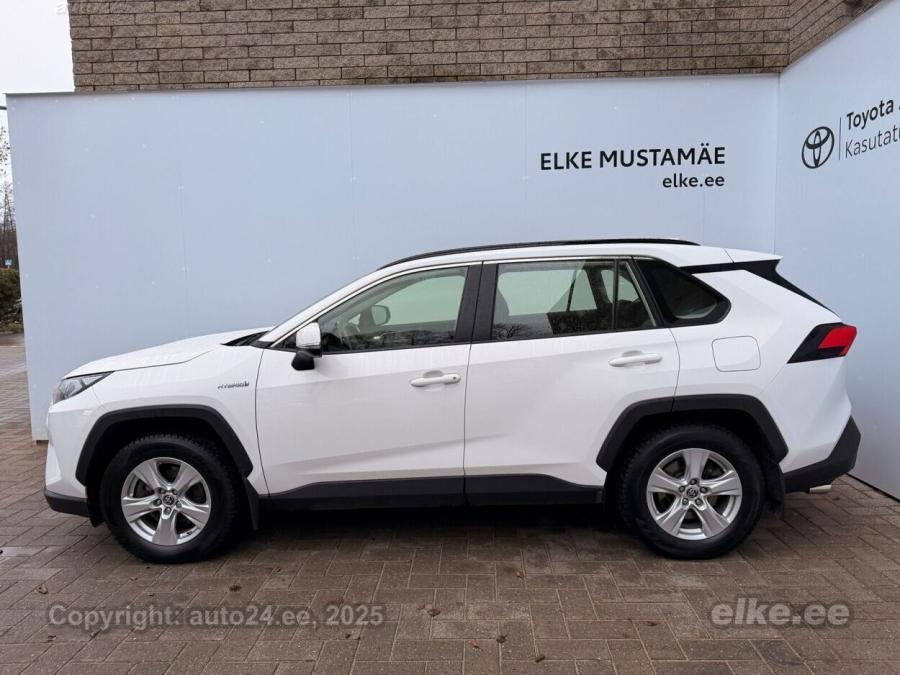 Balts Toyota RAV4 2020 Tallina, ar dzinēja tilpumu 2.49 L un nobraukumu 86 tūkst. km par 23995 €, foto 3 vietnē AUTOMOTO.COM.LV
