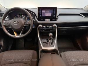 Balts Toyota RAV4 2020 Tallina, ar dzinēja tilpumu 2.49 L un nobraukumu 86 tūkst. km par 23995 €, foto 8 vietnē AUTOMOTO.COM.LV