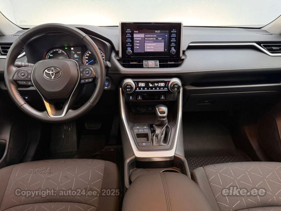 Balts Toyota RAV4 2020 Tallina, ar dzinēja tilpumu 2.49 L un nobraukumu 86 tūkst. km par 23995 €, foto 8 vietnē AUTOMOTO.COM.LV