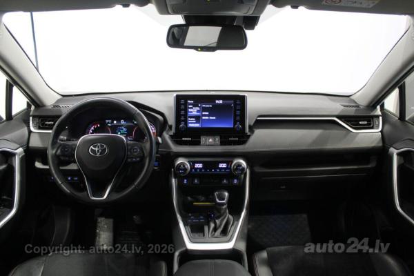 Balts Toyota RAV4 2020 Tallina, ar dzinēja tilpumu 2.00 L un nobraukumu 86 tūkst. km par 22990 €, foto 8 vietnē AUTOMOTO.COM.LV