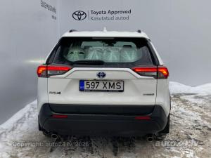 Balts Toyota RAV4 2020 Tallina, ar dzinēja tilpumu 2.49 L un nobraukumu 76 tūkst. km par 23995 €, foto 5 vietnē AUTOMOTO.COM.LV