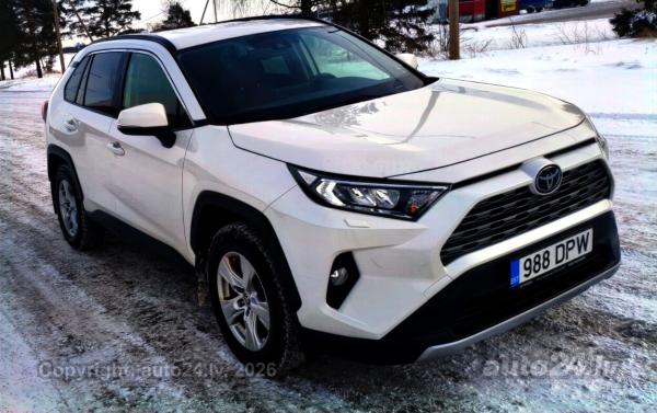 Balts Toyota RAV4 2020 Tallina, ar dzinēja tilpumu 2.00 L un nobraukumu 142 tūkst. km par 19990 €, foto 11 vietnē AUTOMOTO.COM.LV