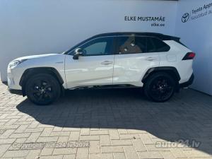 Balts Toyota RAV4 2020 Tallina, ar dzinēja tilpumu 2.49 L un nobraukumu 107 tūkst. km par 30995 €, foto 3 vietnē AUTOMOTO.COM.LV