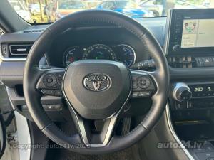 Balts Toyota RAV4 2020 Tallina, ar dzinēja tilpumu 2.49 L un nobraukumu 107 tūkst. km par 30995 €, foto 12 vietnē AUTOMOTO.COM.LV