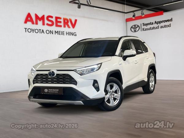 White Toyota RAV4 2020 in Tallinn, with an engine capacity of 2.50 L and mileage of 64 thousand km for 25990 €, photo 1 on AUTOMOTO.COM.LV
