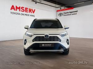 Белый Тойота РАВ 4 2020 в Таллин, объемом двигателя 2.50 л и пробегом 64 тыс. км за 25990 €, фото 6 на AUTOMOTO.COM.LV