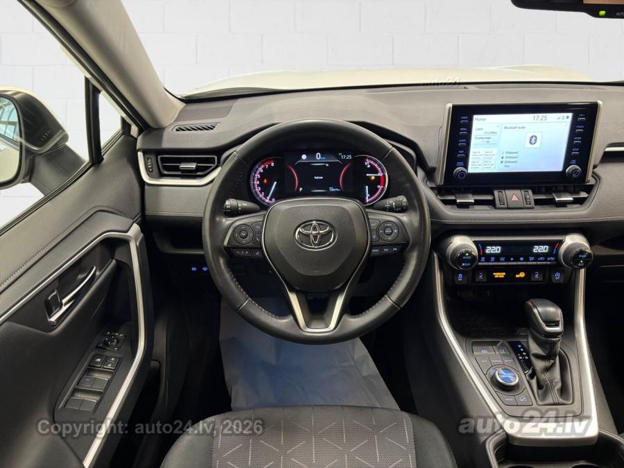 Balts Toyota RAV4 2020 Tartu, ar dzinēja tilpumu 2.00 L un nobraukumu 159 tūkst. km par 22290 €, foto 10 vietnē AUTOMOTO.COM.LV