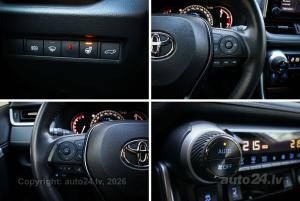 Balts Toyota RAV4 2021 Tallina, ar dzinēja tilpumu 2.00 L un nobraukumu 99 tūkst. km par 29900 €, foto 9 vietnē AUTOMOTO.COM.LV