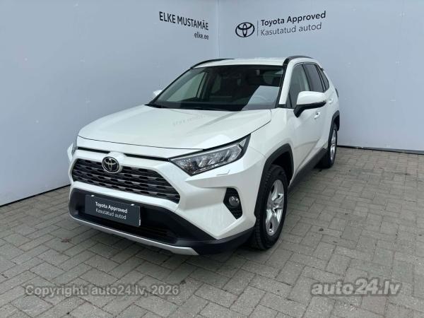 White Toyota RAV4 2021 in Tallinn, with an engine capacity of 1.99 L and mileage of 16 thousand km for 24995 €, photo 1 on AUTOMOTO.COM.LV