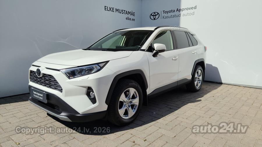 Balts Toyota RAV4 2021 Tallina, ar dzinēja tilpumu 1.99 L un nobraukumu 63 tūkst. km par 25895 €, foto 1 vietnē AUTOMOTO.COM.LV