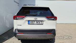 Balts Toyota RAV4 2021 Tallina, ar dzinēja tilpumu 1.99 L un nobraukumu 63 tūkst. km par 25895 €, foto 5 vietnē AUTOMOTO.COM.LV