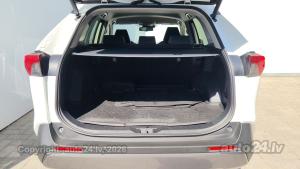 Balts Toyota RAV4 2021 Tallina, ar dzinēja tilpumu 1.99 L un nobraukumu 63 tūkst. km par 25895 €, foto 11 vietnē AUTOMOTO.COM.LV