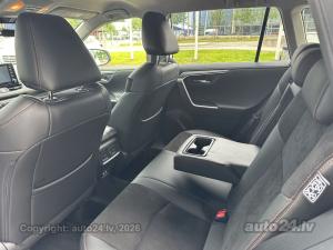 Balts Toyota RAV4 2021 Tallina, ar dzinēja tilpumu 2.00 L un nobraukumu 150 tūkst. km par 24990 €, foto 11 vietnē AUTOMOTO.COM.LV