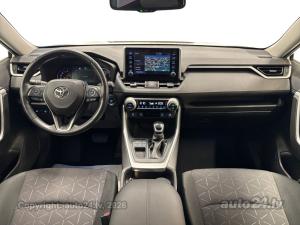 Balts Toyota RAV4 2021 Tartu, ar dzinēja tilpumu 2.00 L un nobraukumu 77 tūkst. km par 22990 €, foto 9 vietnē AUTOMOTO.COM.LV