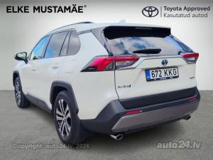 White Toyota RAV4 2021 in Tallinn, with an engine capacity of 2.49 L and mileage of 51 thousand km for 29995 €, photo 18 on AUTOMOTO.COM.LV