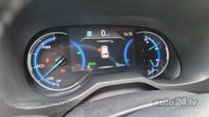 Белый Тойота РАВ 4 2021 в Таллин, объемом двигателя 2.49 л и пробегом 101 тыс. км за 30495 €, фото 18 на AUTOMOTO.COM.LV