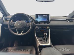 Balts Toyota RAV4 2021 Tallina, ar dzinēja tilpumu 2.50 L un nobraukumu 130 tūkst. km par 25900 €, foto 10 vietnē AUTOMOTO.COM.LV