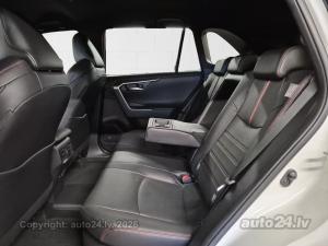 Balts Toyota RAV4 2021 Tallina, ar dzinēja tilpumu 2.50 L un nobraukumu 82 tūkst. km par 38990 €, foto 20 vietnē AUTOMOTO.COM.LV