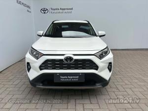 Balts Toyota RAV4 2022 Tallina, ar dzinēja tilpumu 1.99 L un nobraukumu 33 tūkst. km par 27995 €, foto 6 vietnē AUTOMOTO.COM.LV