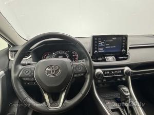 Balts Toyota RAV4 2022 Tallina, ar dzinēja tilpumu 1.99 L un nobraukumu 33 tūkst. km par 27995 €, foto 10 vietnē AUTOMOTO.COM.LV