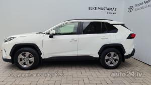 Balts Toyota RAV4 2022 Tallina, ar dzinēja tilpumu 1.99 L un nobraukumu 52 tūkst. km par 27900 €, foto 4 vietnē AUTOMOTO.COM.LV