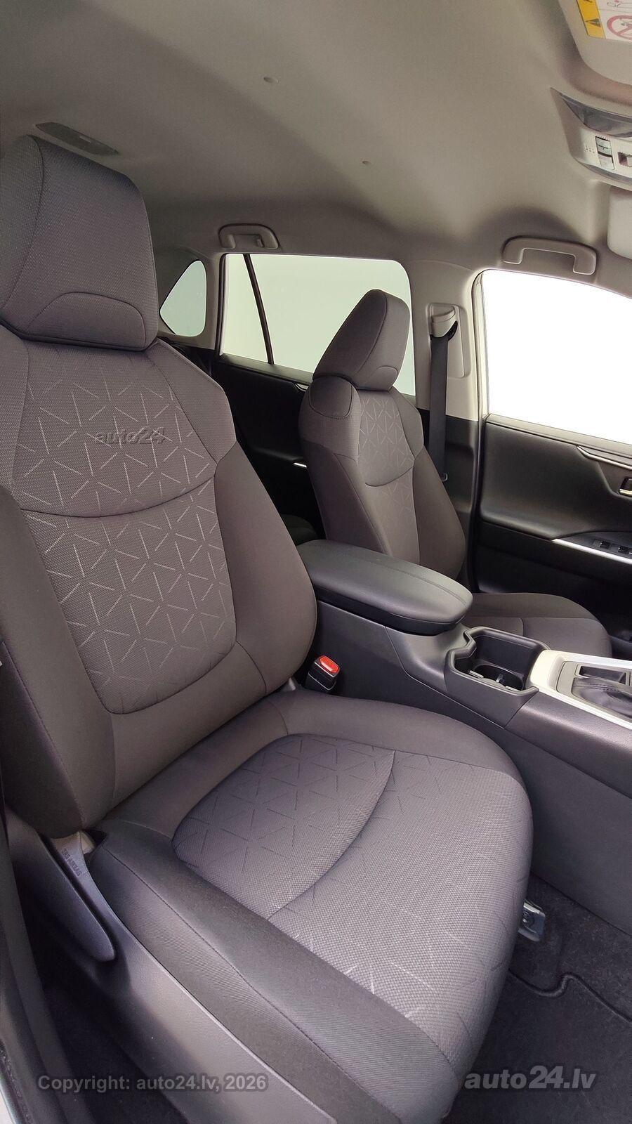 Balts Toyota RAV4 2022 Tallina, ar dzinēja tilpumu 1.99 L un nobraukumu 52 tūkst. km par 27900 €, foto 7 vietnē AUTOMOTO.COM.LV