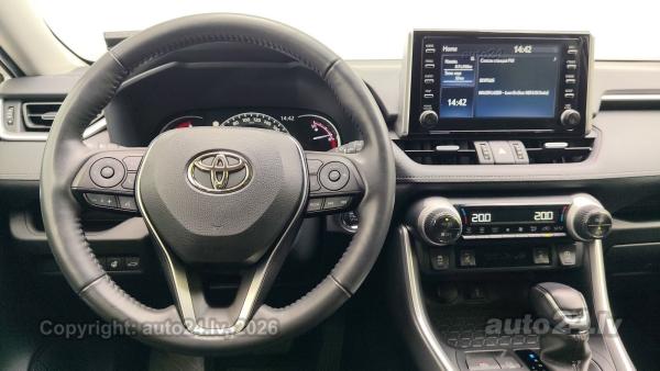 Balts Toyota RAV4 2022 Tallina, ar dzinēja tilpumu 1.99 L un nobraukumu 52 tūkst. km par 27900 €, foto 9 vietnē AUTOMOTO.COM.LV