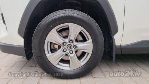 Balts Toyota RAV4 2022 Tallina, ar dzinēja tilpumu 1.99 L un nobraukumu 52 tūkst. km par 27900 €, foto 16 vietnē AUTOMOTO.COM.LV