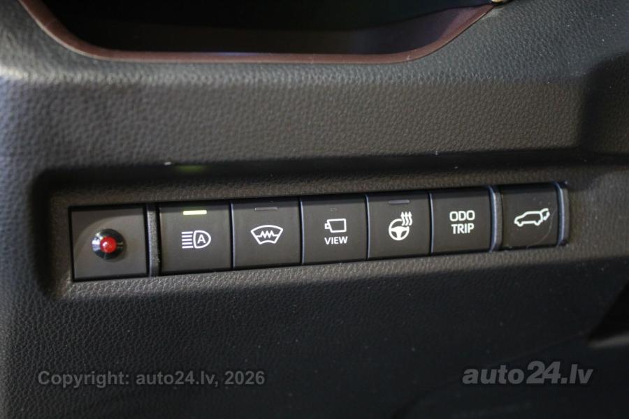 Balts Toyota RAV4 2022 Tallina, ar dzinēja tilpumu 2.50 L un nobraukumu 79 tūkst. km par 35990 €, foto 23 vietnē AUTOMOTO.COM.LV