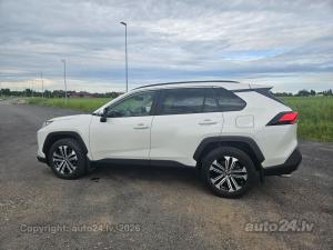 White Toyota RAV4 2022 in Tallinn, with an engine capacity of 2.00 L and mileage of 39 thousand km for 33900 €, photo 7 on AUTOMOTO.COM.LV