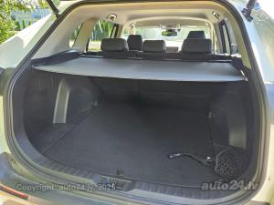 White Toyota RAV4 2022 in Tallinn, with an engine capacity of 2.00 L and mileage of 39 thousand km for 33900 €, photo 17 on AUTOMOTO.COM.LV