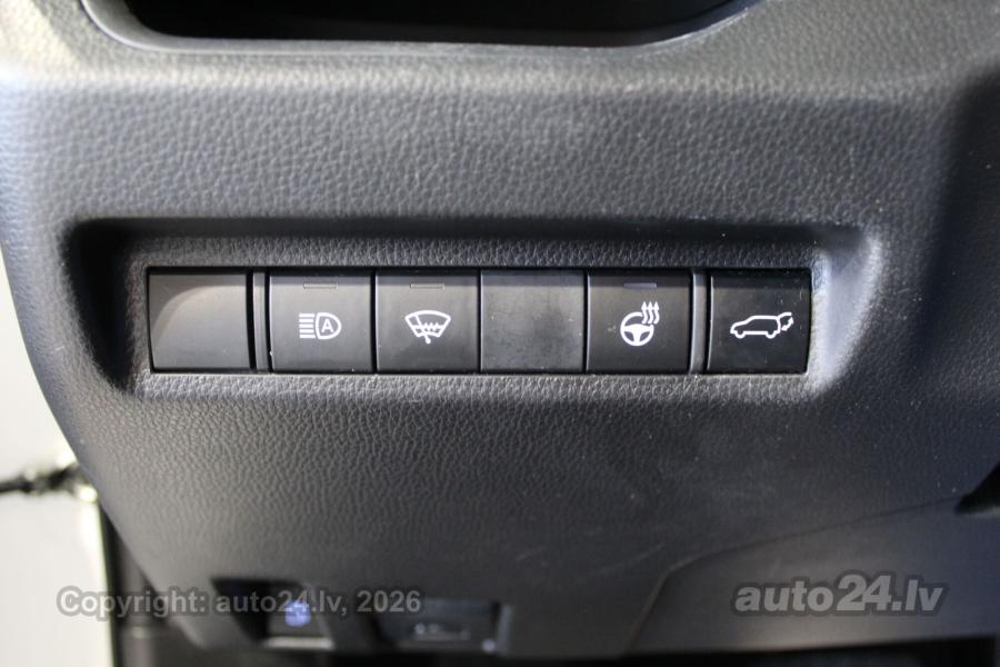 Balts Toyota RAV4 2022 Tallina, ar dzinēja tilpumu 2.50 L un nobraukumu 147 tūkst. km par 23790 €, foto 9 vietnē AUTOMOTO.COM.LV