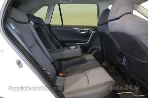 Balts Toyota RAV4 2022 Tallina, ar dzinēja tilpumu 2.50 L un nobraukumu 147 tūkst. km par 23790 €, foto 13 vietnē AUTOMOTO.COM.LV